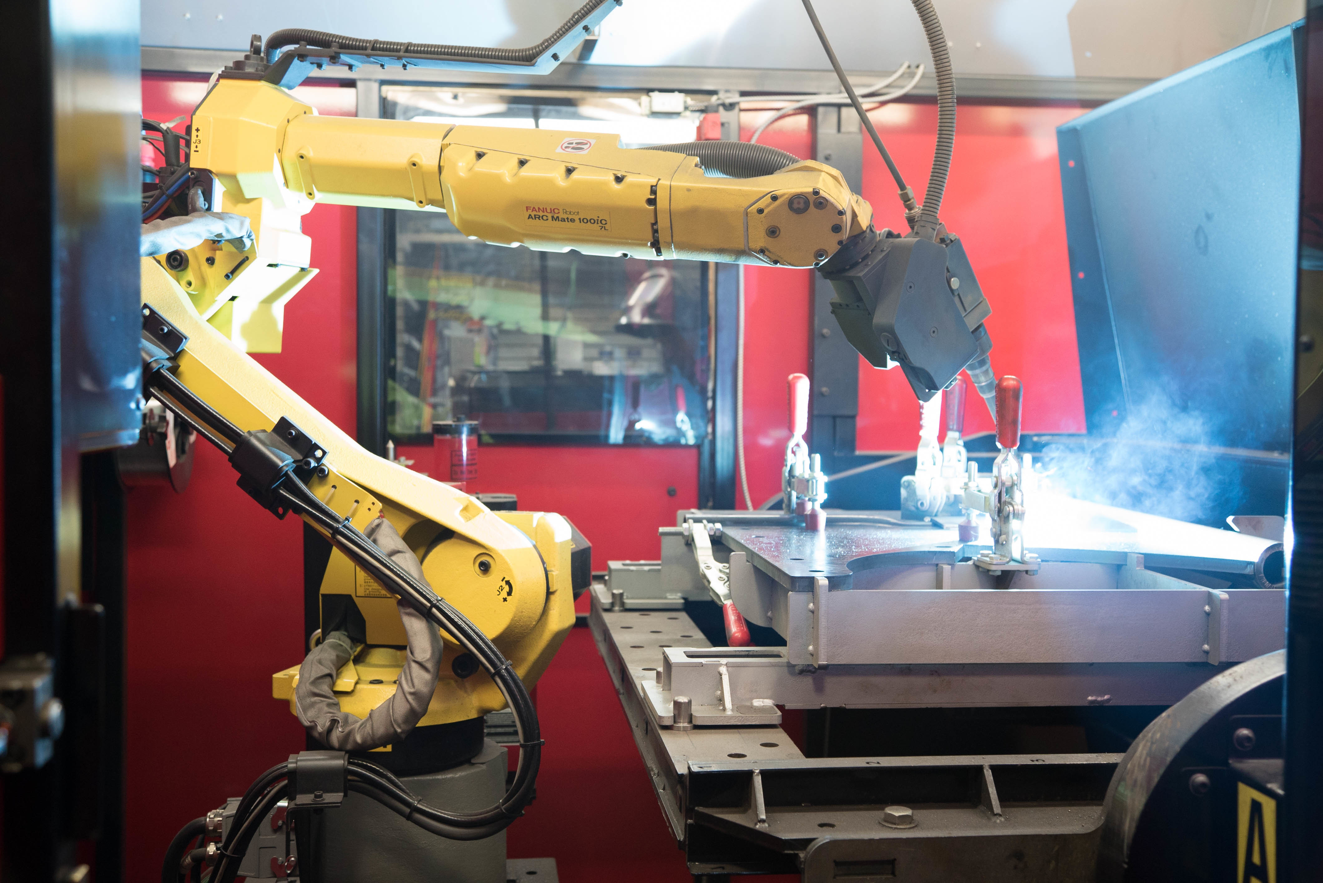 Fanuc Welding Robot Arm ARC Mate 120iD Welding Robot with CNGBS Welding ...